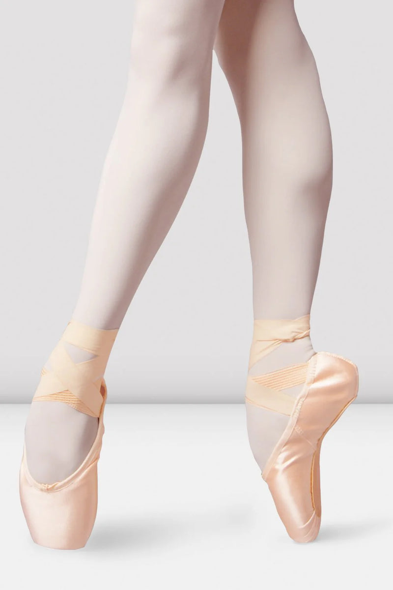 Bloch Balance Lisse Pointe Shoes – Centre Stage Dancewear Ltd.
